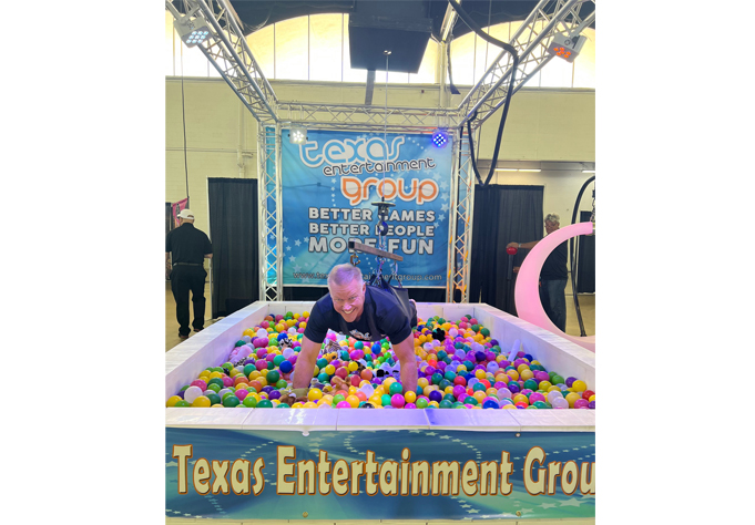 Human Claw - TEXAS ENTERTAINMENT