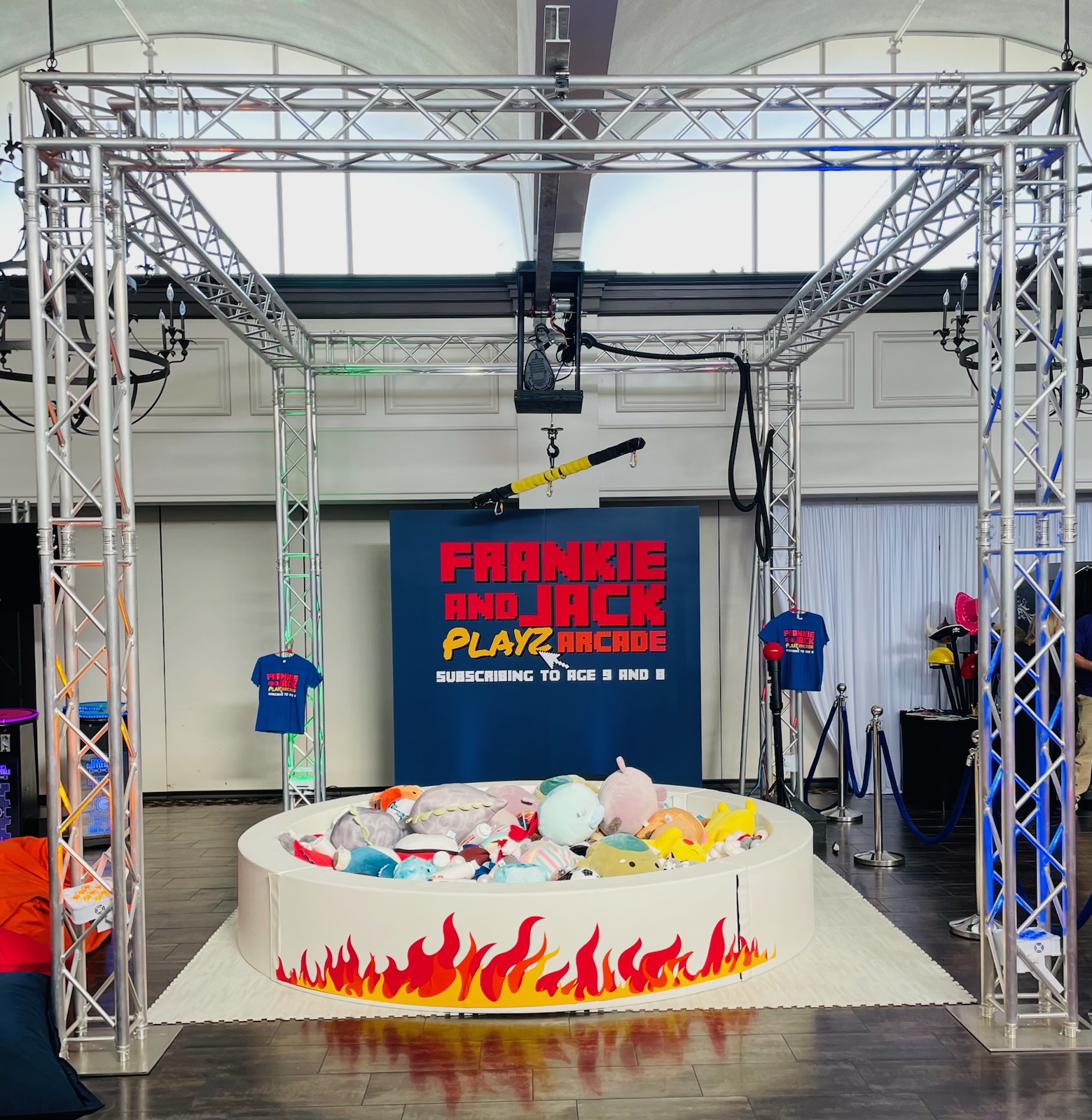 Human Claw - TEXAS ENTERTAINMENT